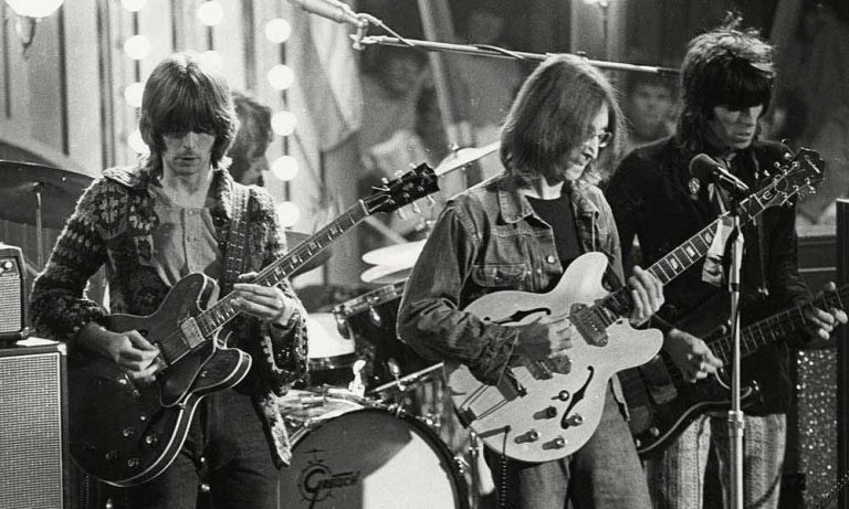 幻のTV番組『The Rolling Stones’ Rock and Roll Circus』からレノン、クラプトン、リチャーズ、ミッチェル ...
